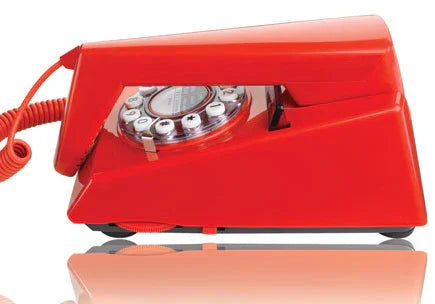 Four of the best retro red telephones – Red Candy